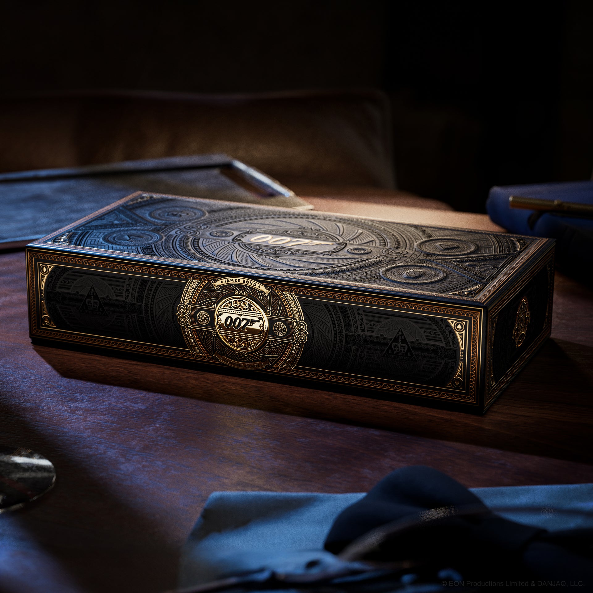 James Bond 007 Box Set | theory11