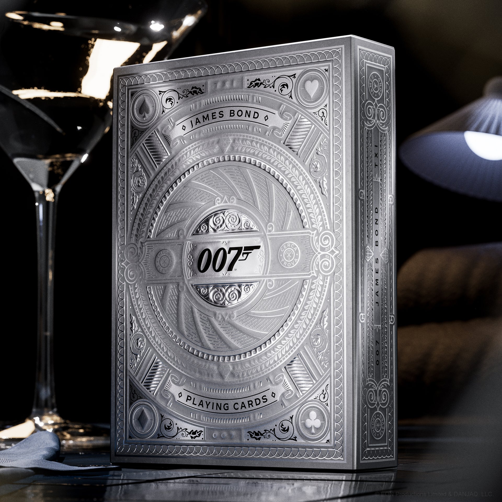 James Bond Silver Edition | theory11