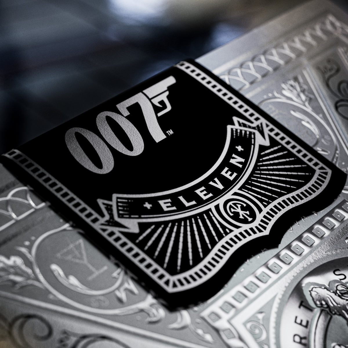 James Bond Silver Edition | theory11